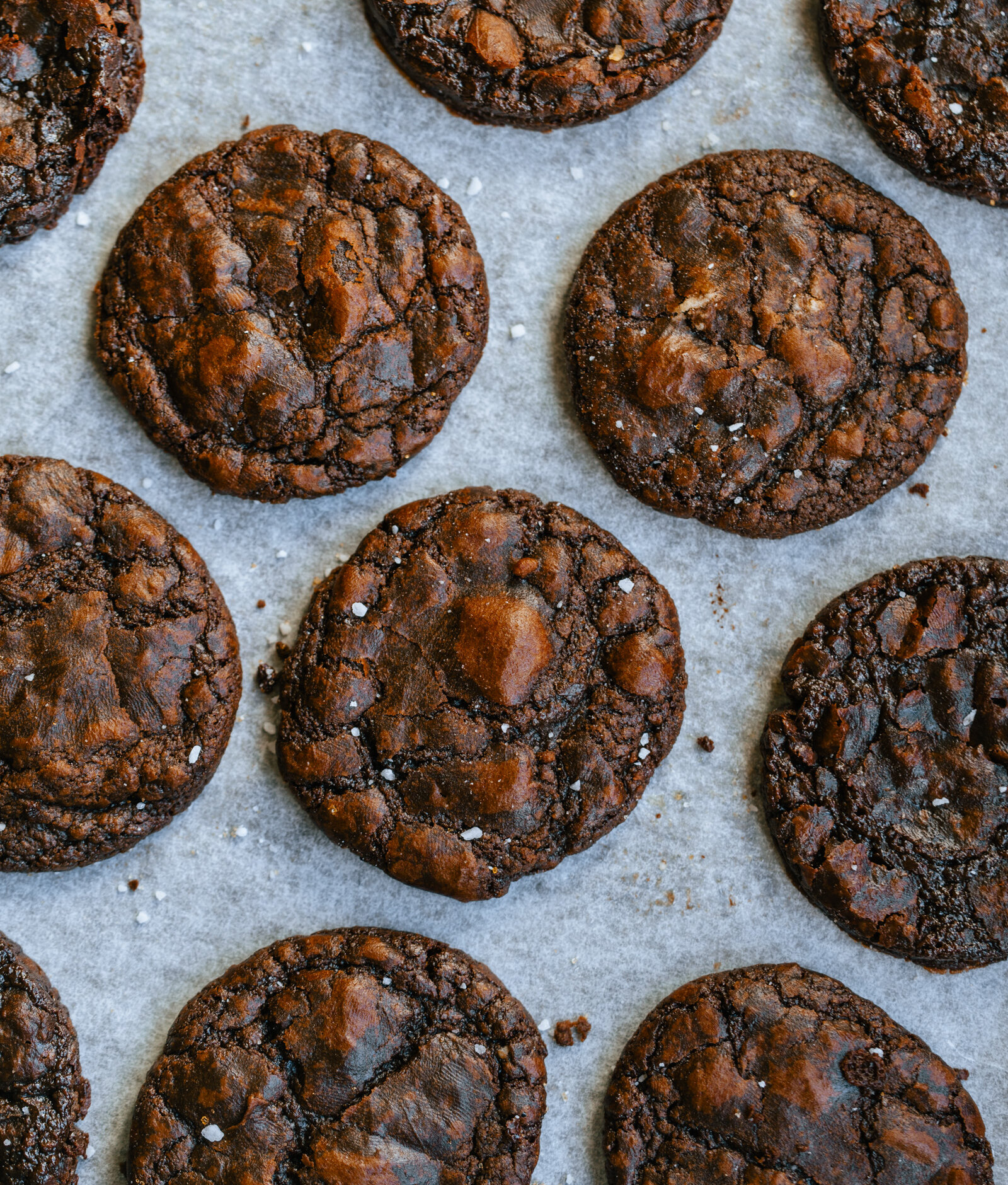 Vegaaniset brownie-keksit – Viimeistä murua myöten