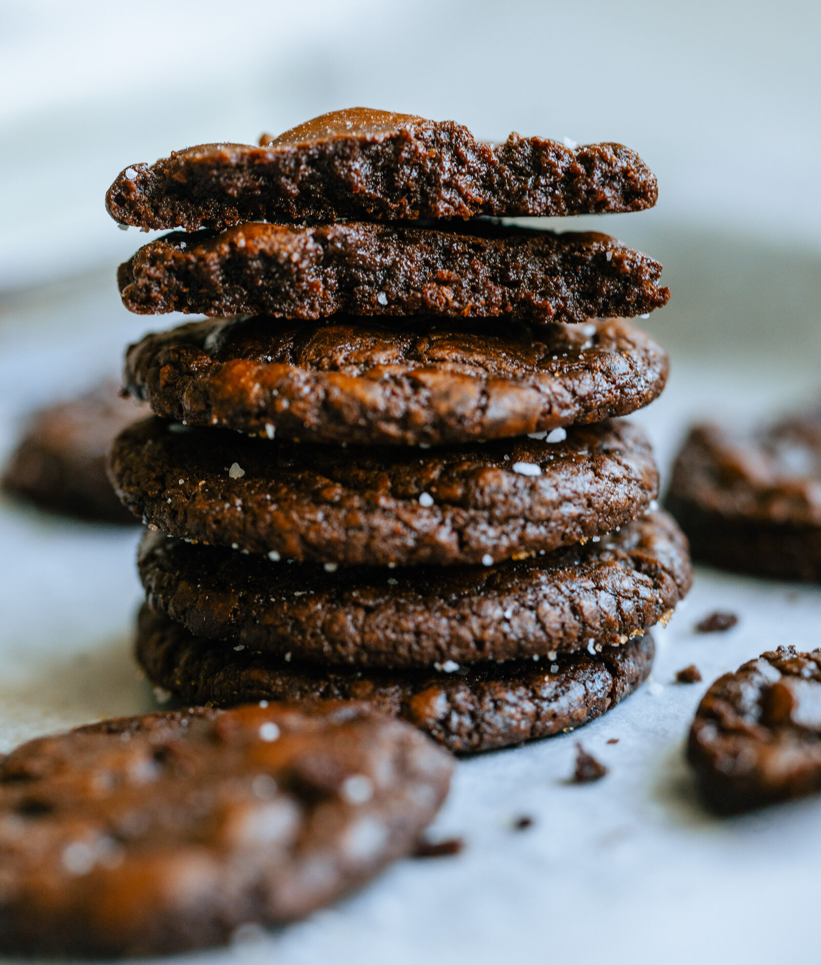 Vegaaniset brownie-keksit – Viimeistä murua myöten